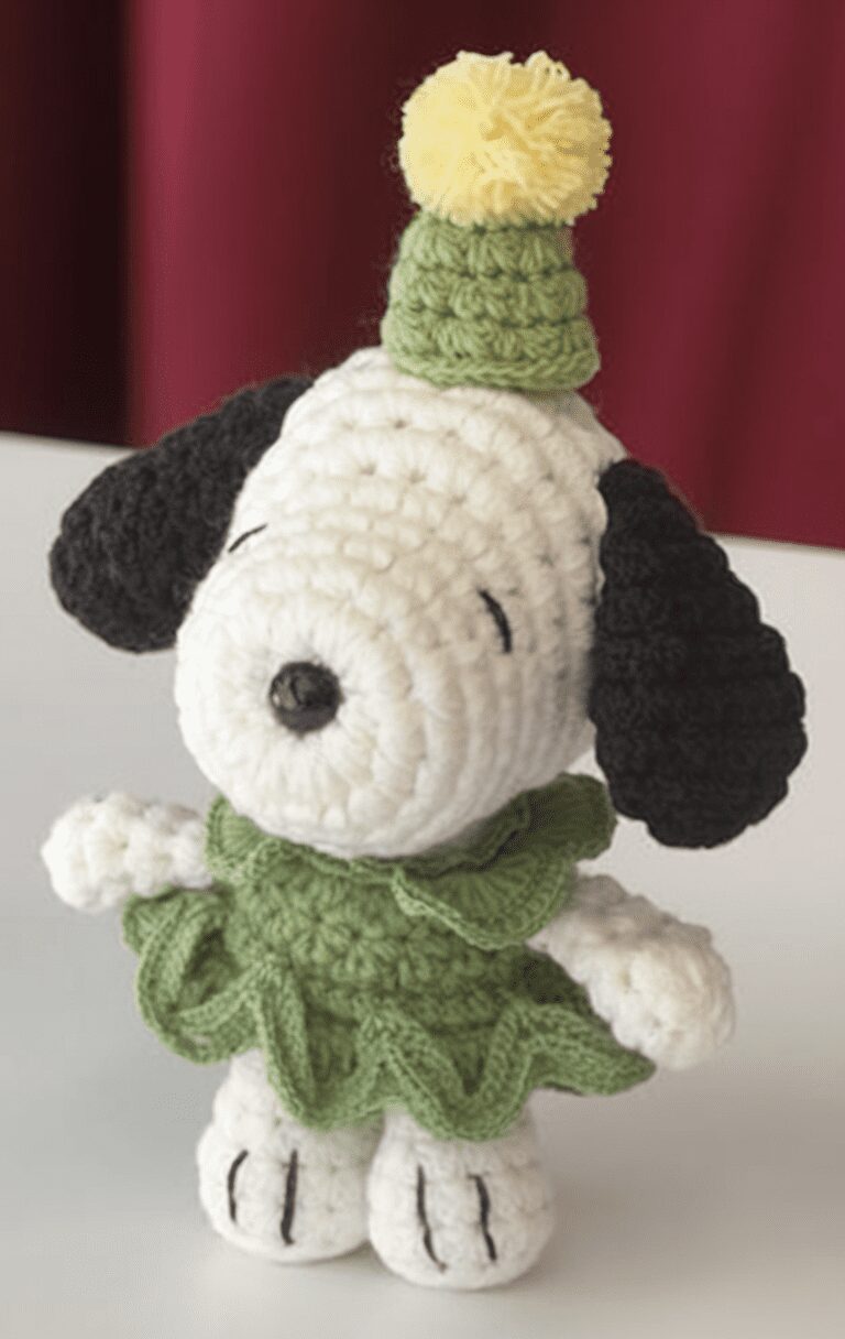 Free Mini Snoopy Crochet Pattern